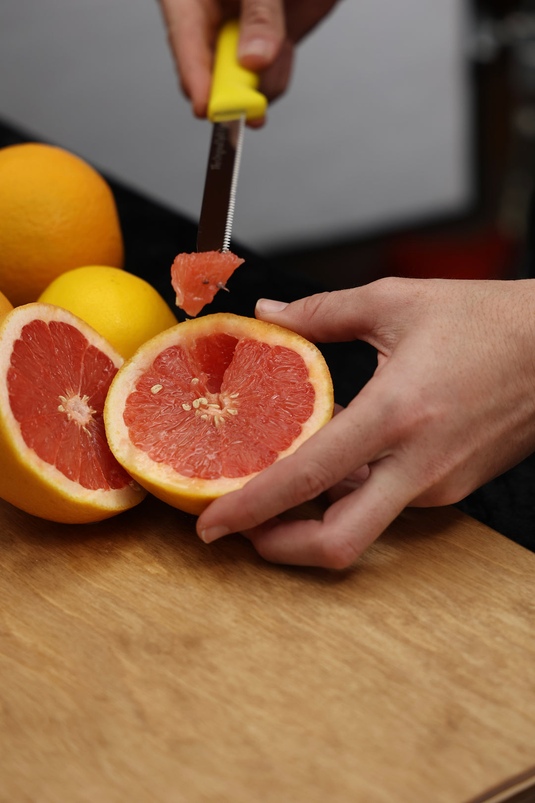 The Original Split Tip Grapefruit and Citrus Knife